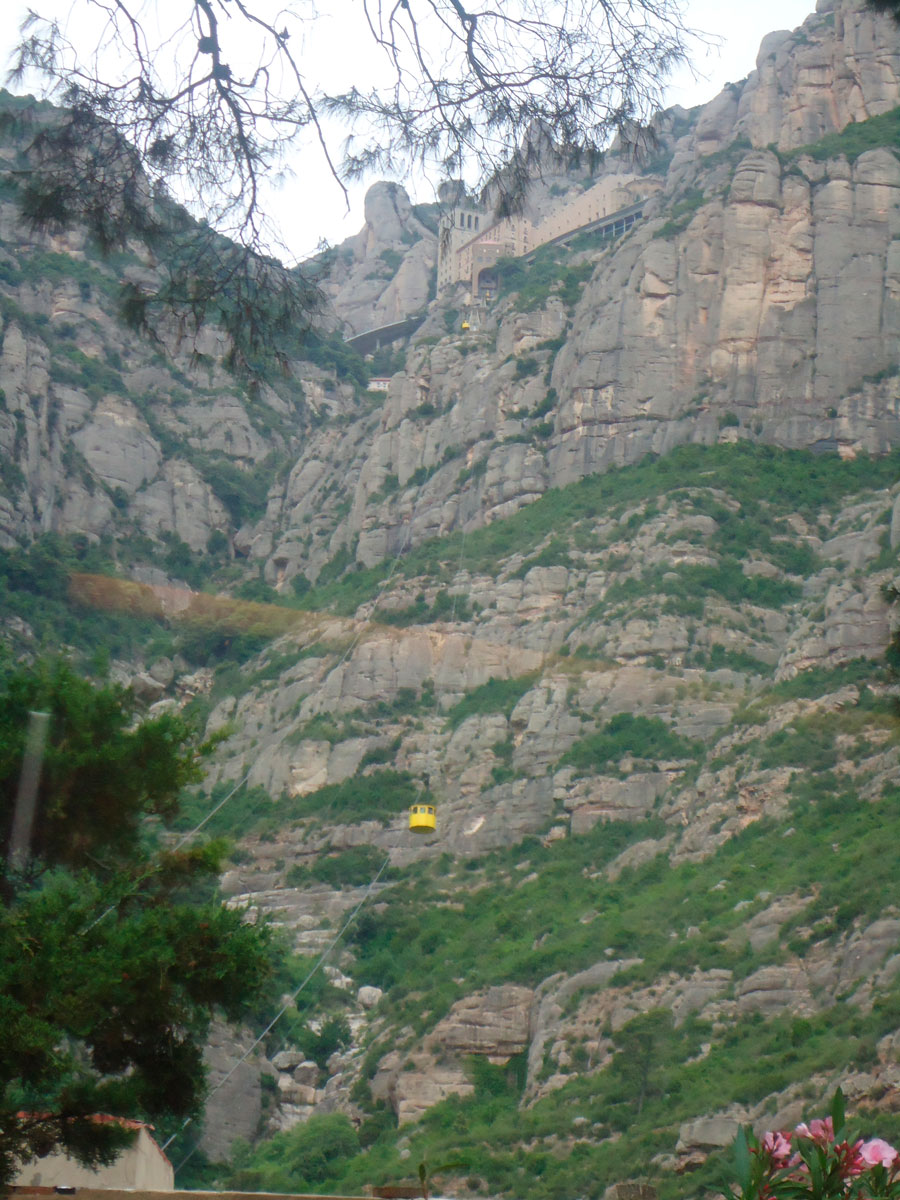 Mont Serrat | minhaamigafoi.com